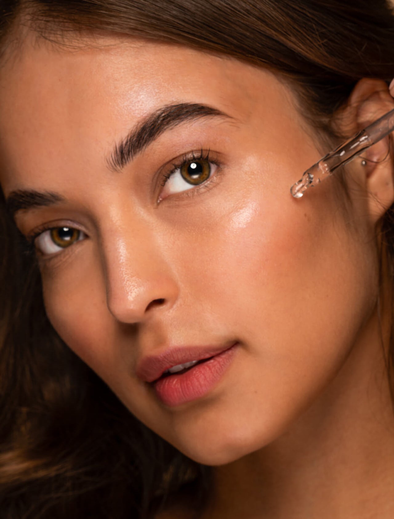 The Effects of Blue Light on Skin Health - Audrose Beauty